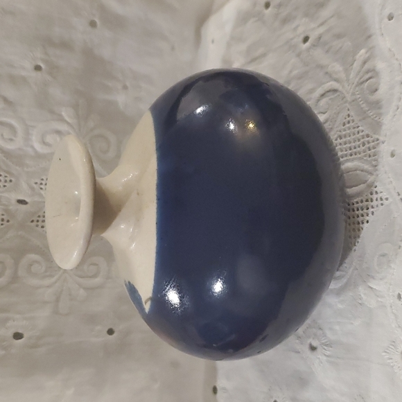 Accents | Kent Follette Blue And White Pottery Vase With Blue Flowers ...